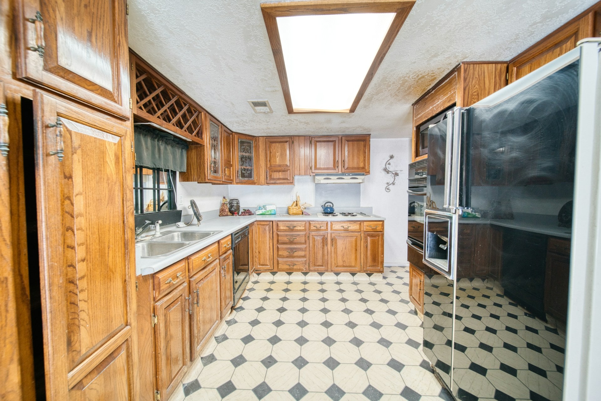 How to Avoid Installing a Dated Kitchen - Kraftmaster Renovations